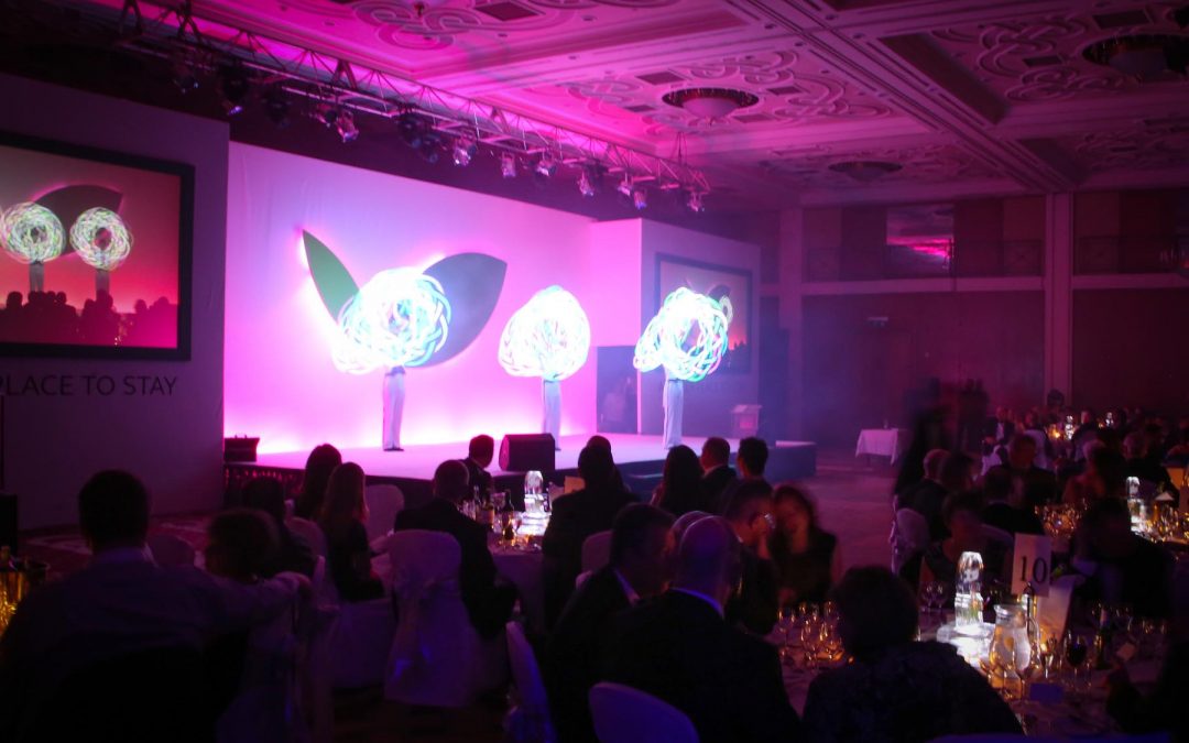 hoseasons-gala-dinner-performance | Green Spark